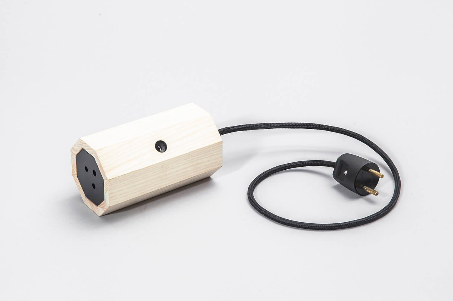 Objectifier, the Danish prototype that learns like a dog : Makery
